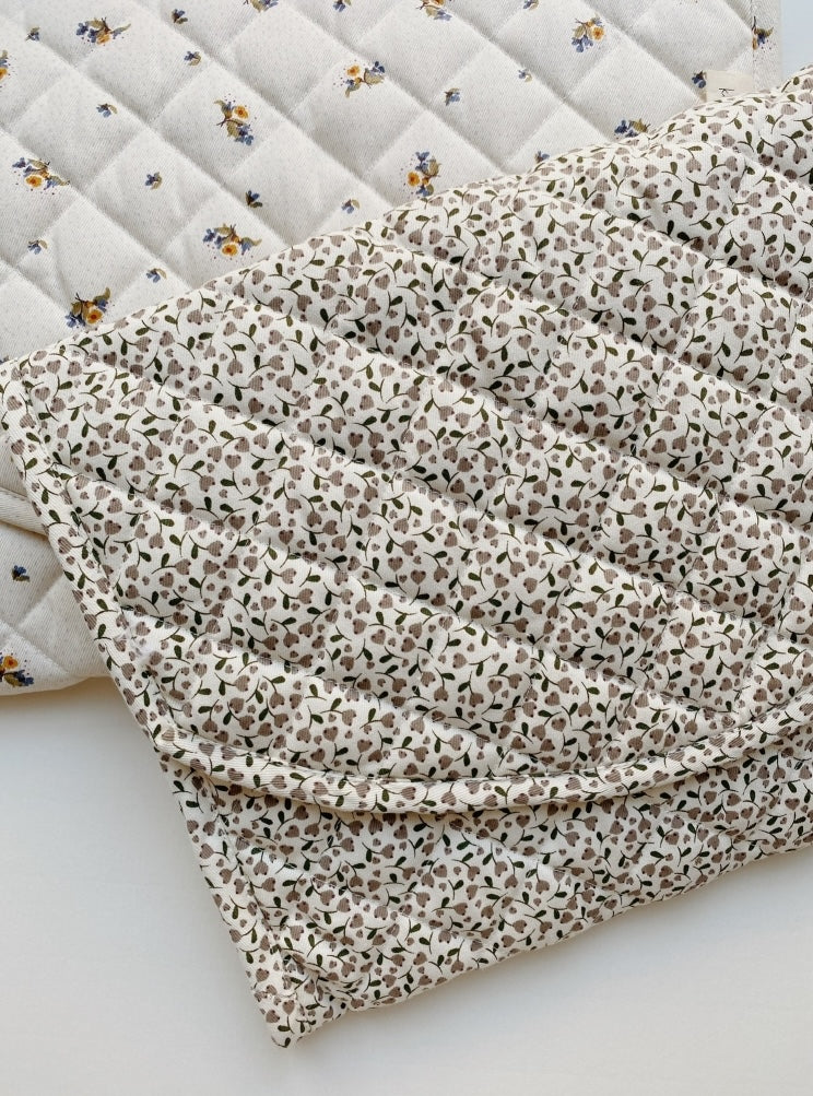 Konges Sløjd pusleunderlag - Pusleunderlag til bleskift på farten ...